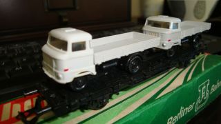 Berliner Bahnen TT Flat Bed Car With Truck Load 1:120 Scale 4541 ...